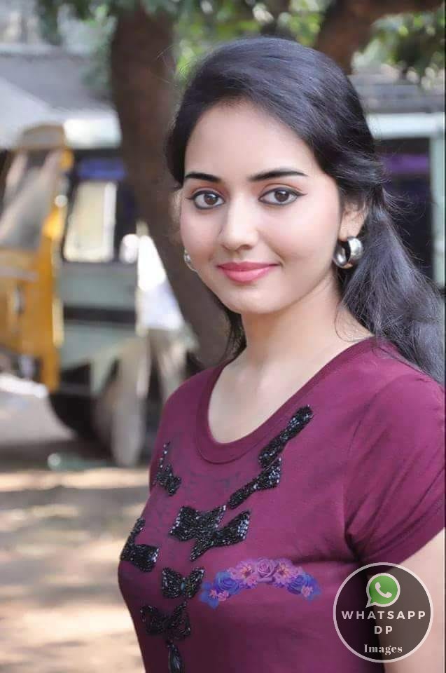 Awesome Girl Pic - Desi Girl Photo