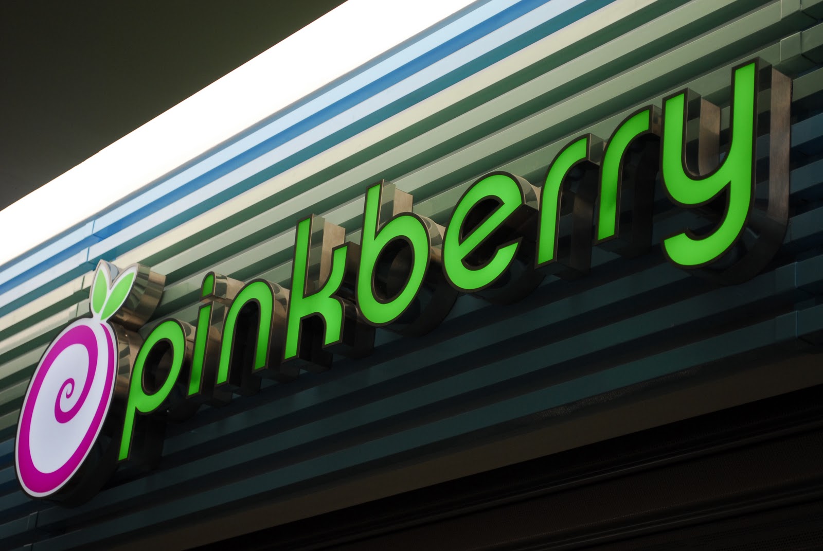 Pinkberry Philippines ~ ONEstyle
