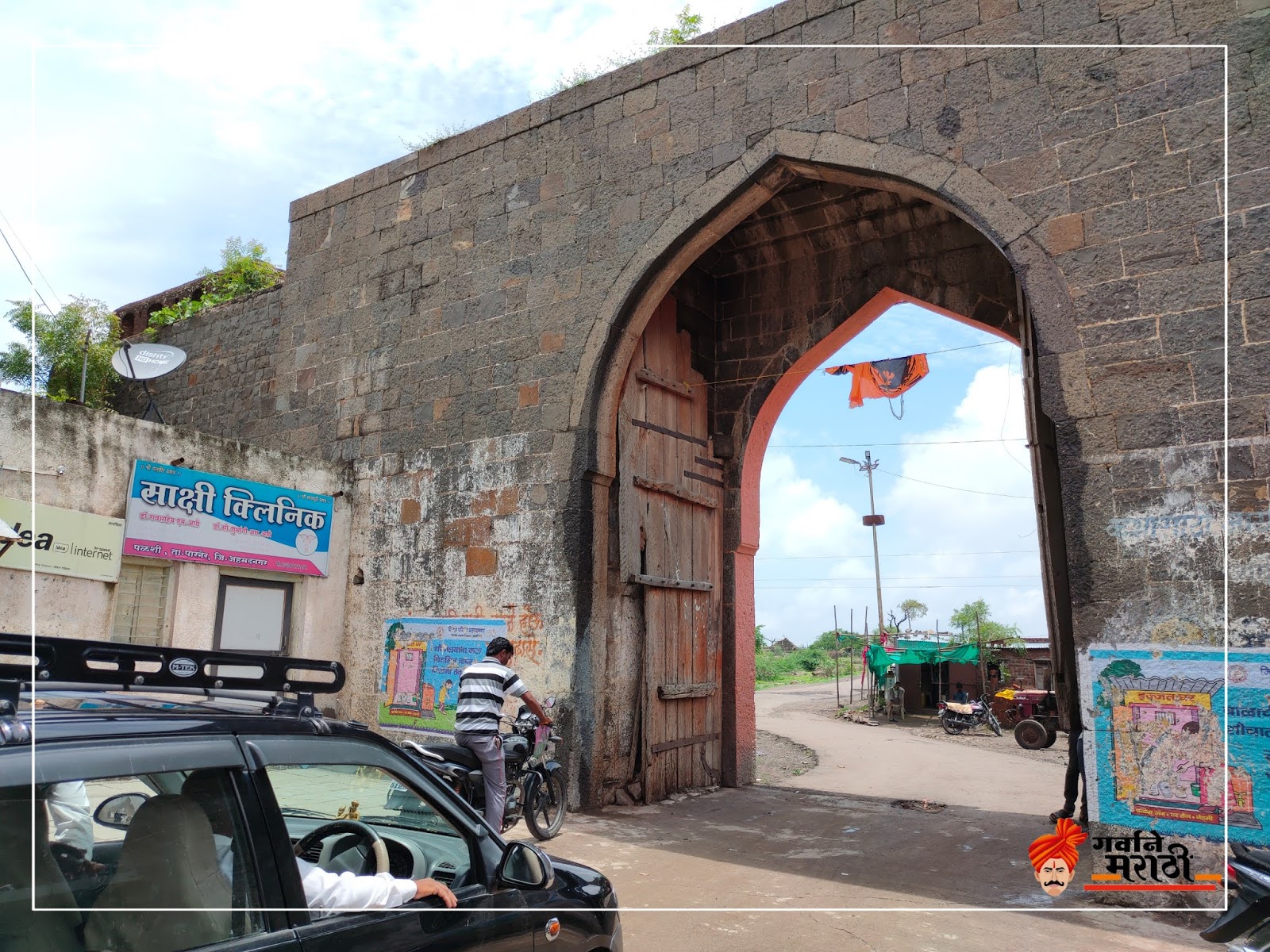 पळशीचा भुईकोट किल्ला/ पळशीची गढी/ पळशीकर वाडा (Palashi Fort)