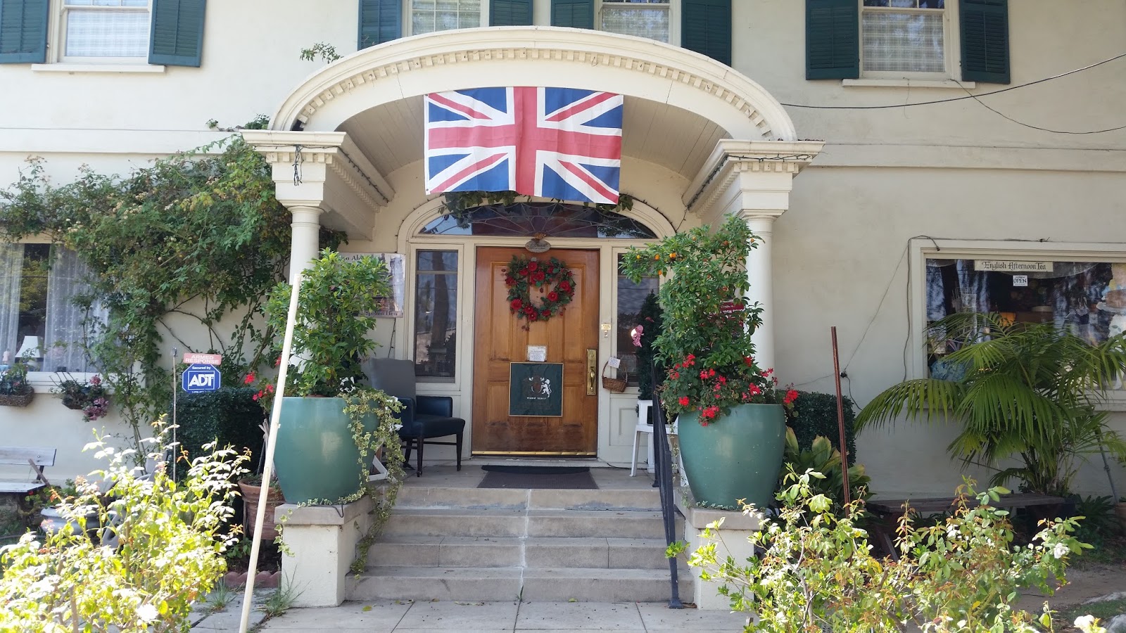 The Wandering Bunny: California Last Day - Rose Tree Cottage in Pasadena