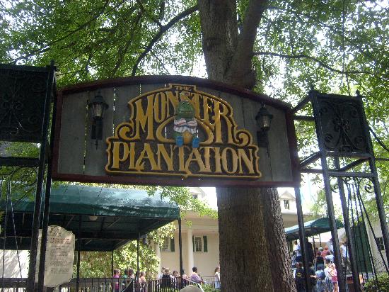 Monster Mansion Six Flags Over Georgia!