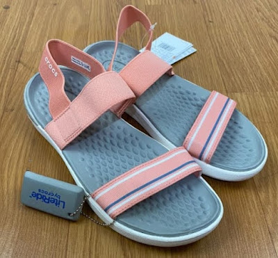 √40+ Model Sepatu Sandal Crocs Wanita Modis dan Trendy 2023 - MODEL ...