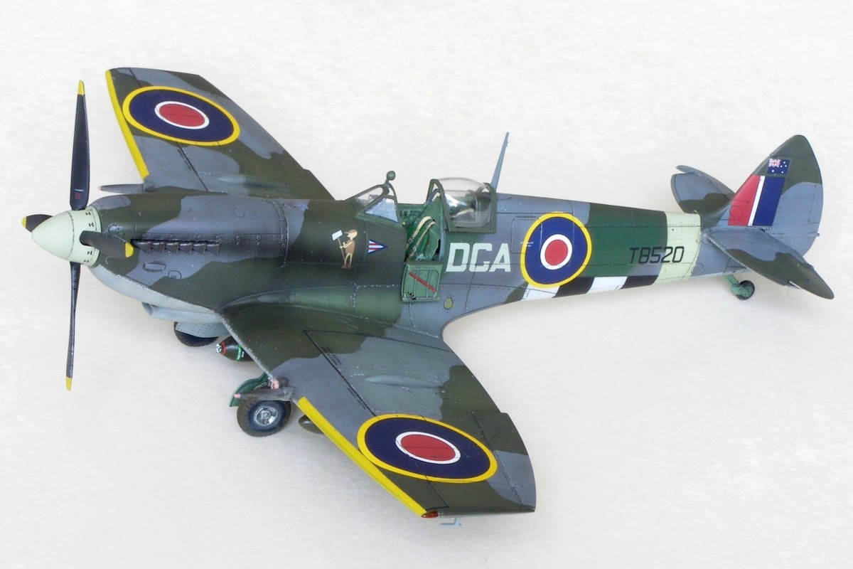lietadielka - modelársky blog: Spitfire Mk.XVIe (highback), 2x Eduard 1/72