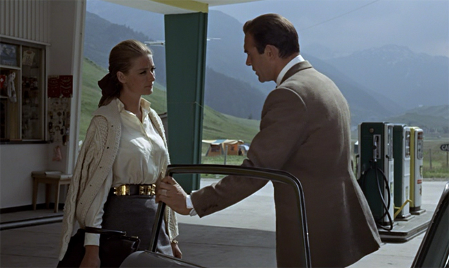 BOND girls: GOLDFINGER (1964) | PLATINUM FALLACIES