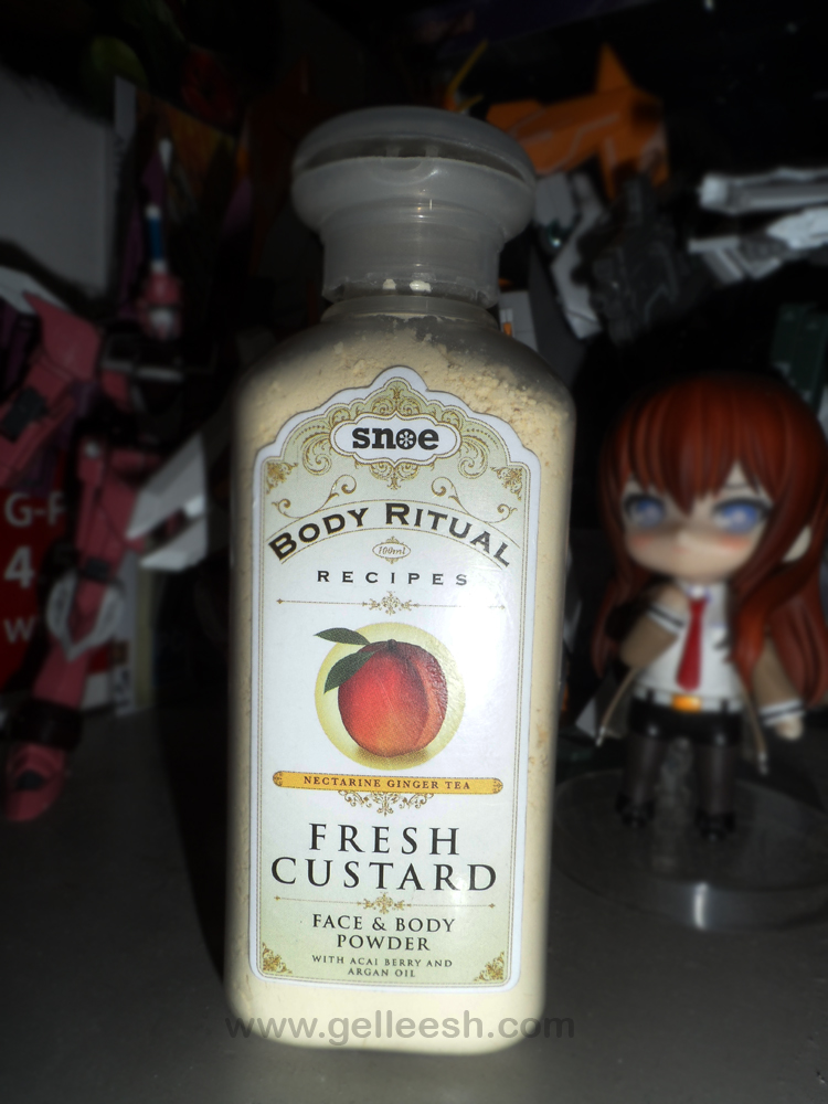 Gelleesh: Snoe Fresh Custard Face & Body Powder
