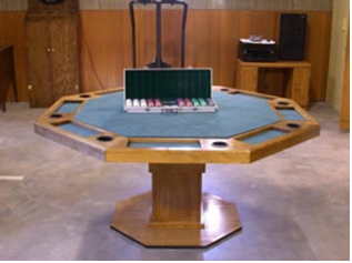 Woodworking Plans Reviewed: How to build an eight player wooden poker ...