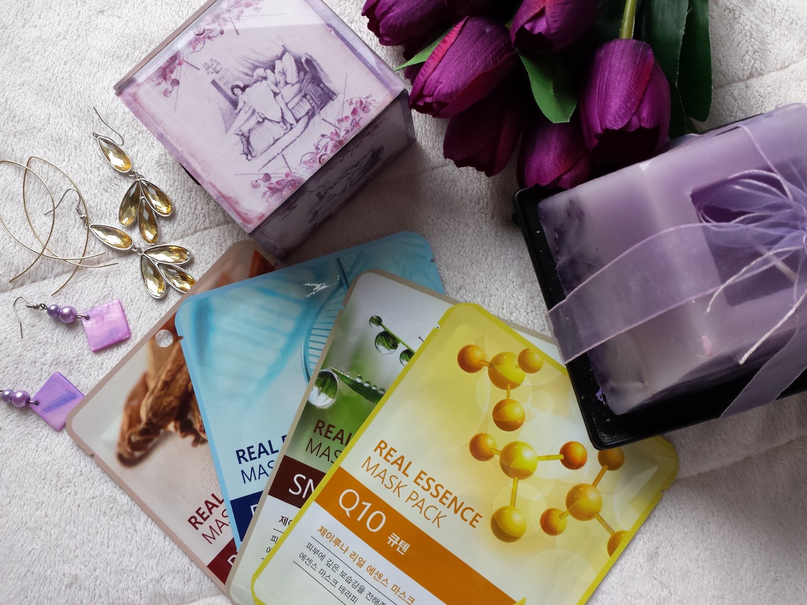 Lepojkica i mama: Korejske maske J Luna 2