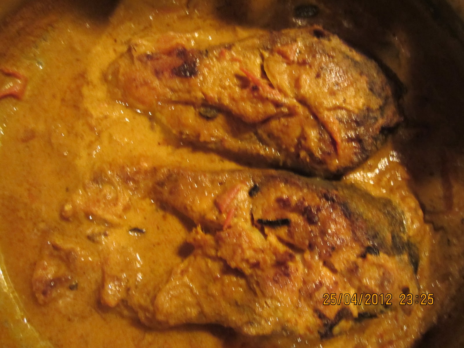 Indianfoodbazaar: Fish in Yogurt Sauce(Doi Maach) Bengal