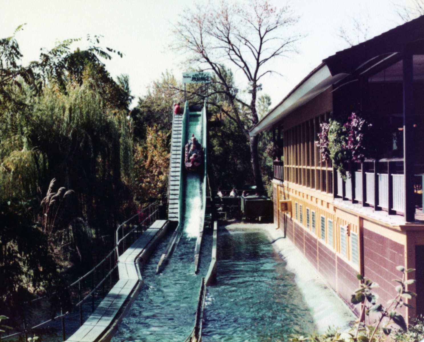 Worlds of Fun.Org: 9 Old Rides: The Original Rides from 1973