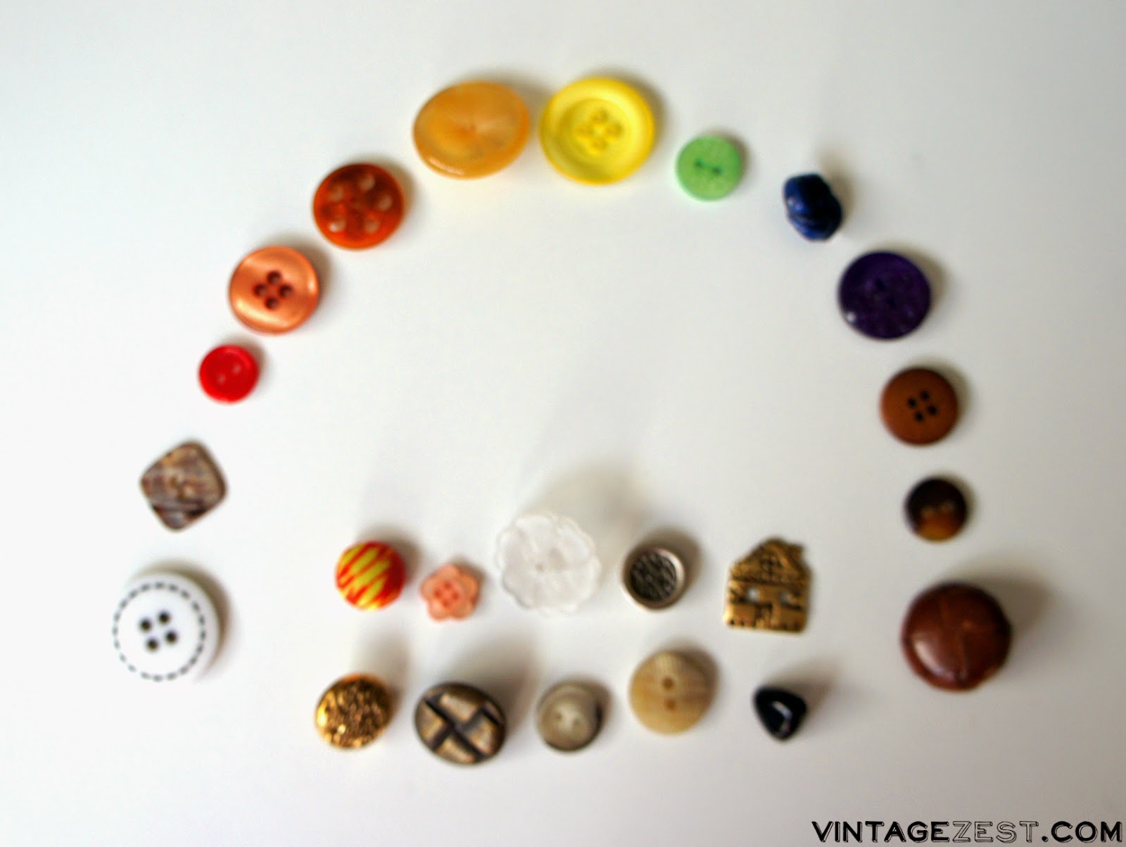 (Cute as a) Button Organization ~ Diane's Vintage Zest!