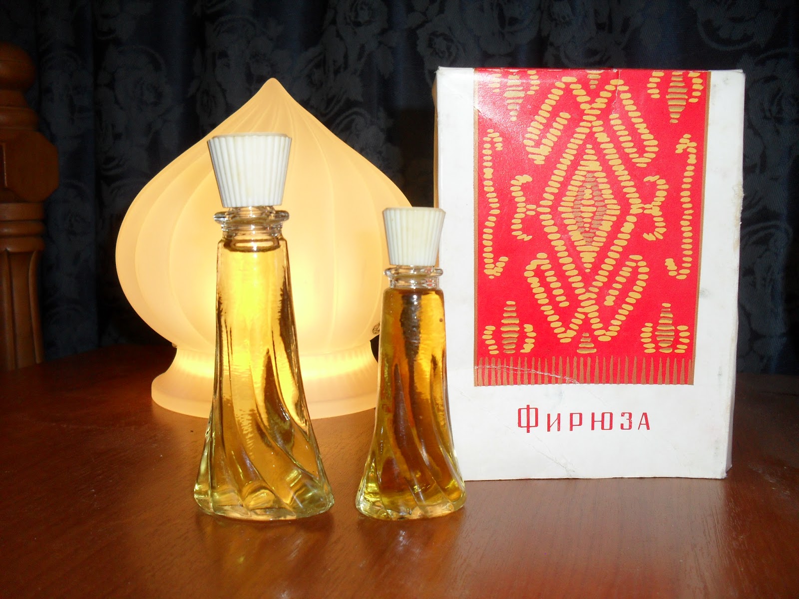 soviet perfume: "Фирюза", фабрика "Лола", Ташкент
