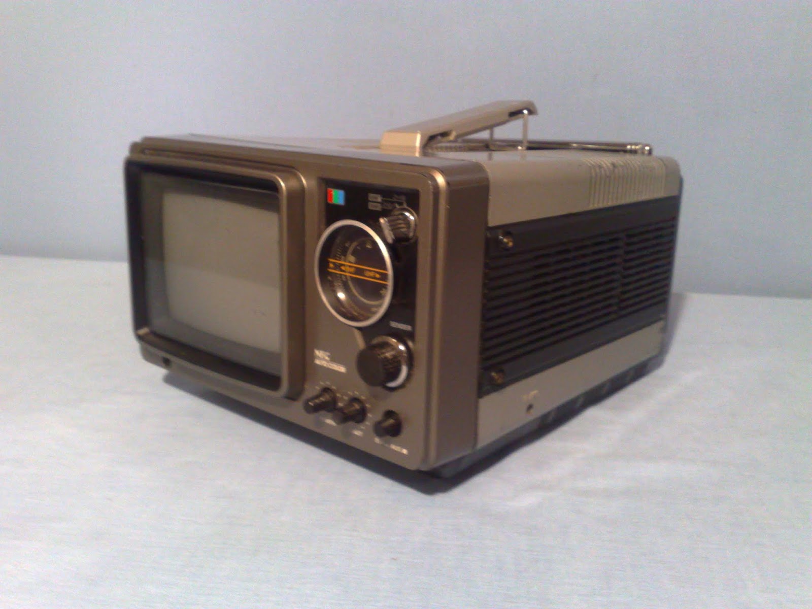 TOM's TECH TOYS: NEC ELECTRONIC JAPAN