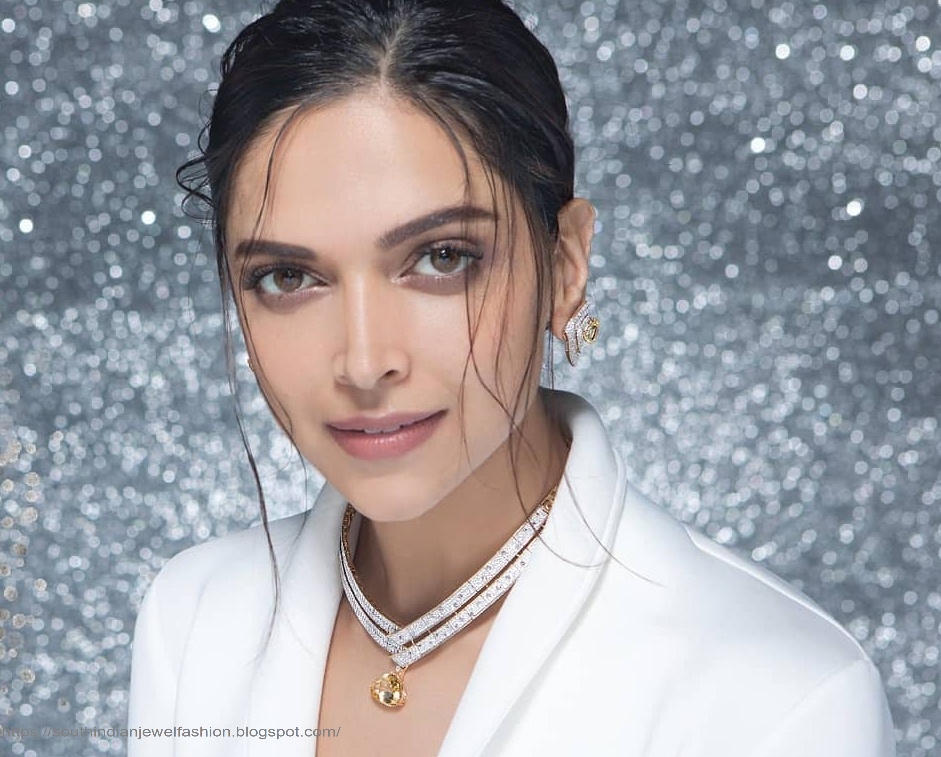 Exclusive Diamond Jewellery By Tanishq