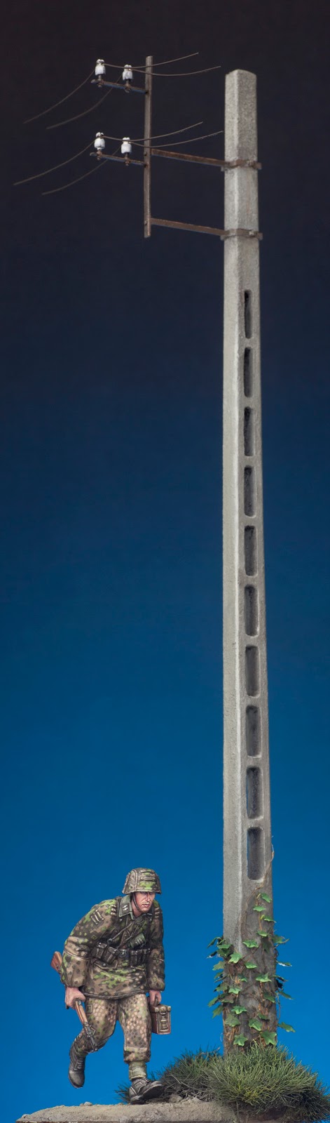 Rado Miniatures - SS-Sturmmann, 25th SS Pz.Rgt., Norrey-en-Bessin ...