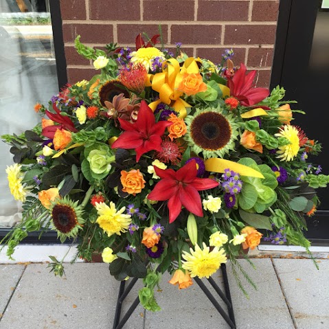 How to Order Funeral Flowers - Part 1 Casket and Urn Flowers