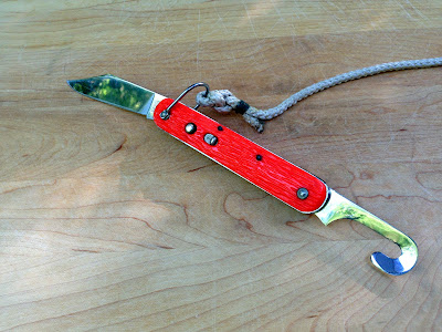 A Fine Blade: Switchblade!