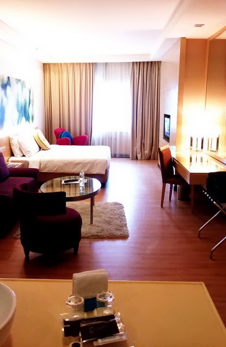 Simon Leong @ Brunei Darussalam: Executive Studio Room @ Piccolo Hotel