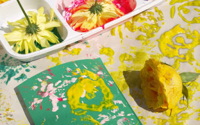Mini Monets and Mommies: 33 Messy Art Activities for Kids