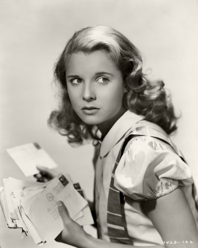 30 Glamorous Photos of Mona Freeman in the 1940s and ’50s ~ Vintage ...