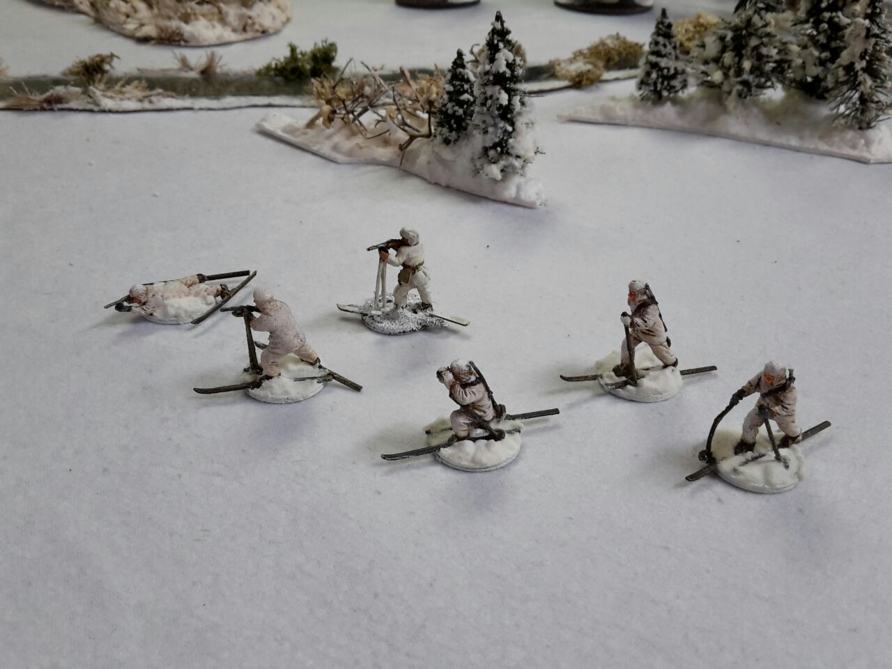 A wargame page: Red army winter camouflage Ww2