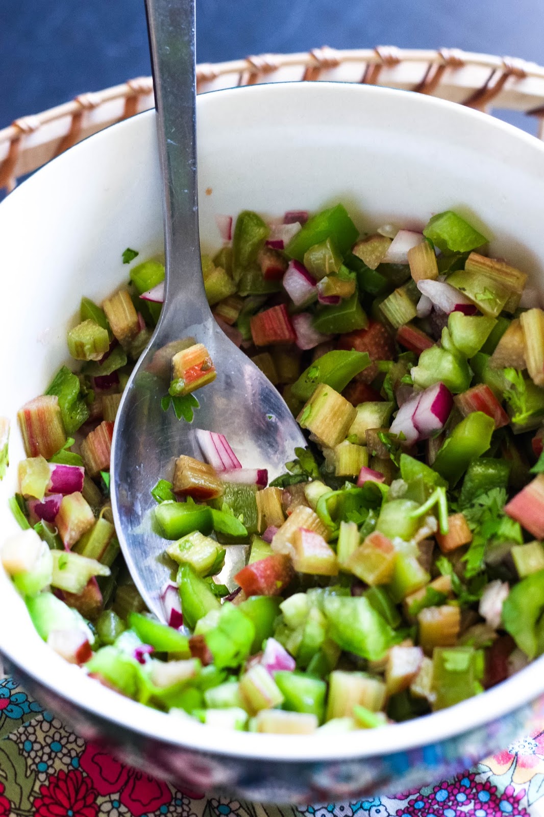 Crazy Green Fruits: Salsa à la rhubarbe // Rhubarb salsa