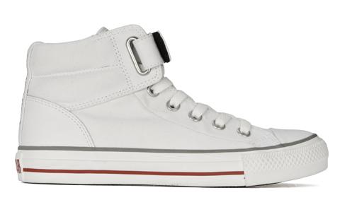 Mode News: Der Converse Loopback