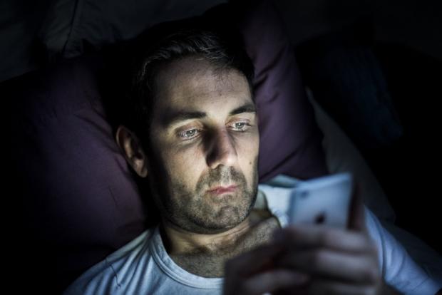 Don't use mobile phone before going to bed | MyWords