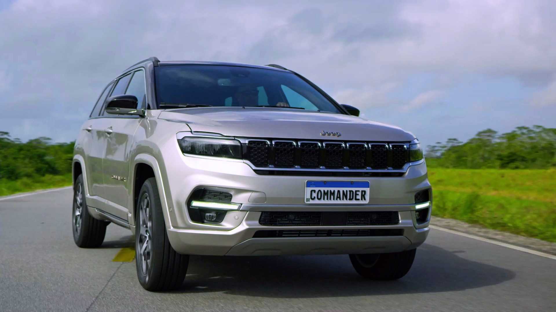 Jeep revela as primeiras imagens oficiais do Commander, que estreia no ...