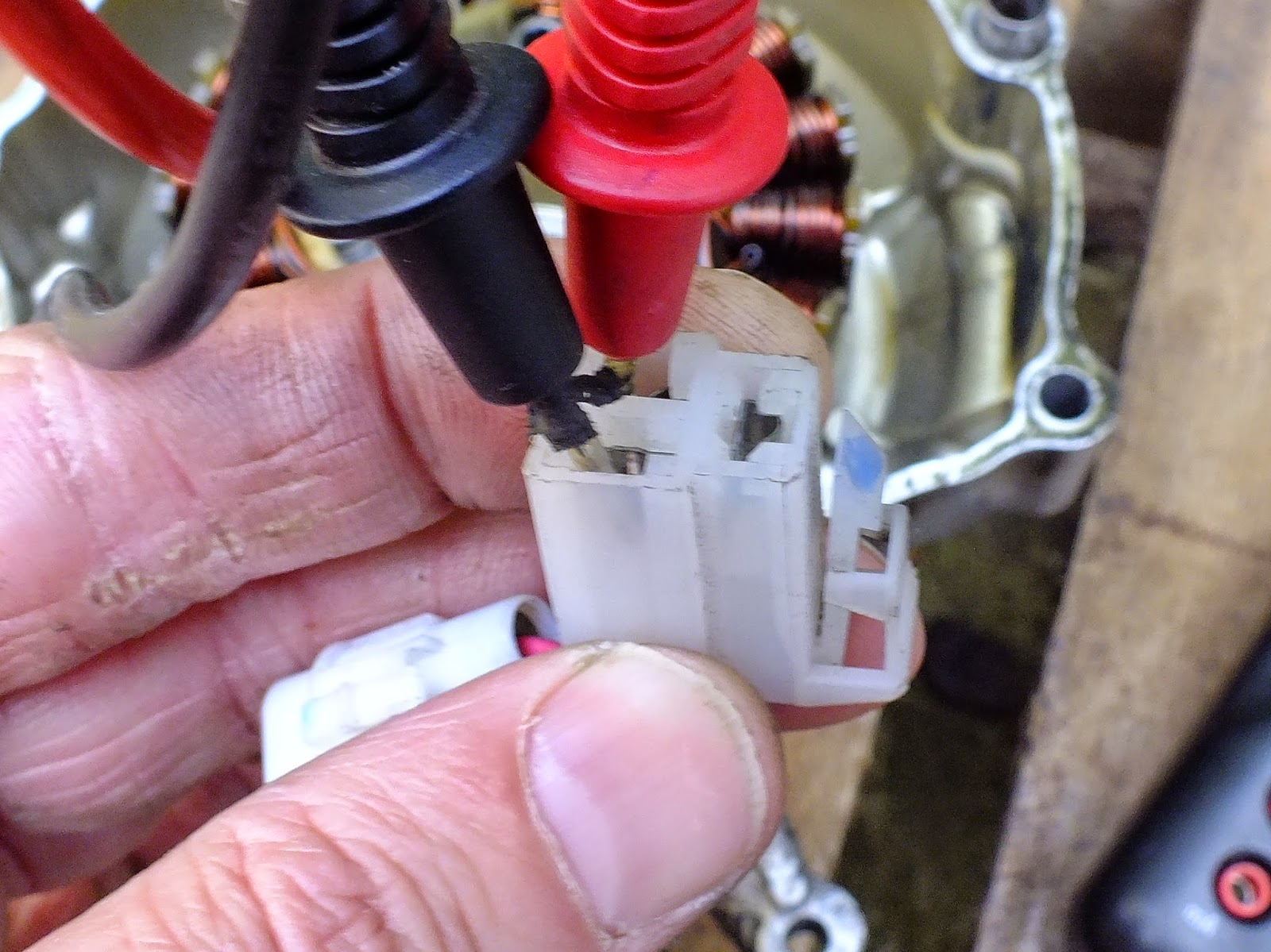 Yamaha YZF-R125 Owners Blog : Yamaha YZF R125 testing the generator ...