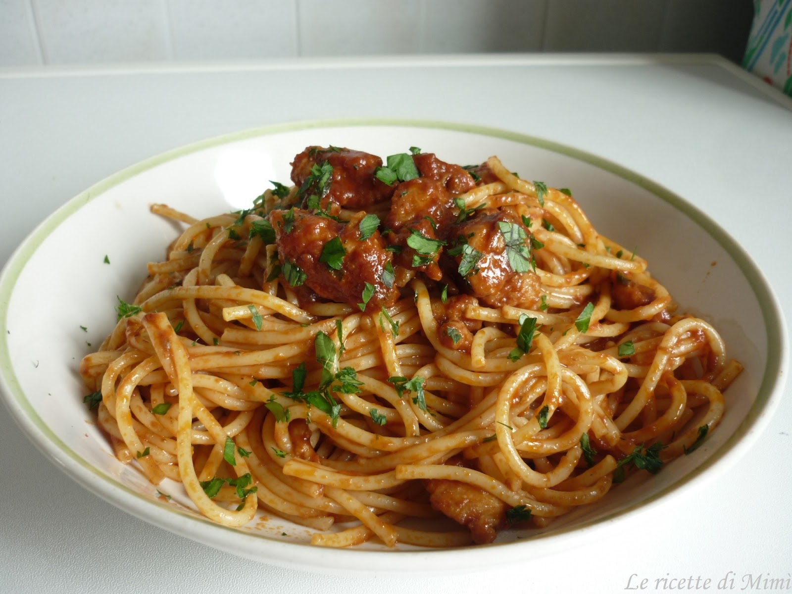 Spaghetti con sugo al basilico e pesce pangasio da Le ricette di Mimì ...