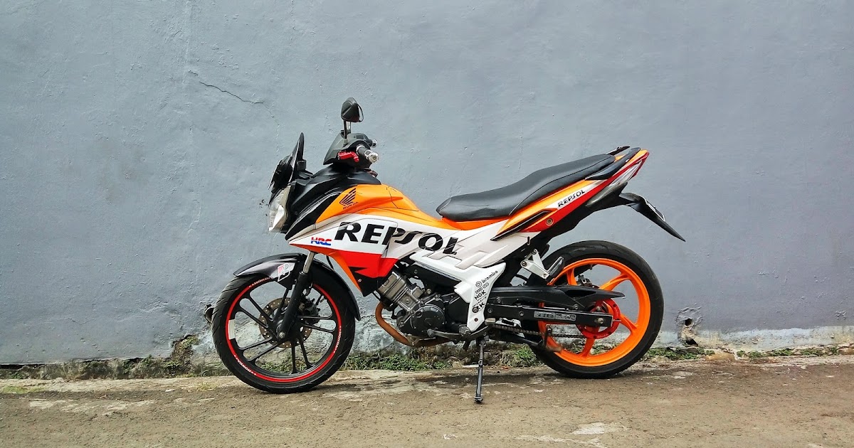 Modifikasi Honda CS1 Livery Repsol