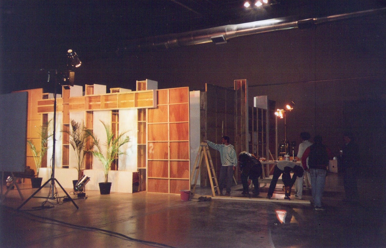 escenografiaValentinArriaga: CINE Armado de escenografía en set ...