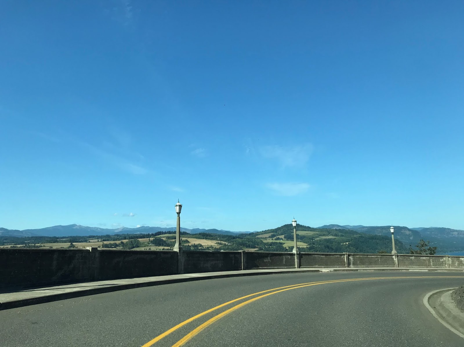 US Route 30/Columbia River Highway; old US 30 on the Historic Columbia ...