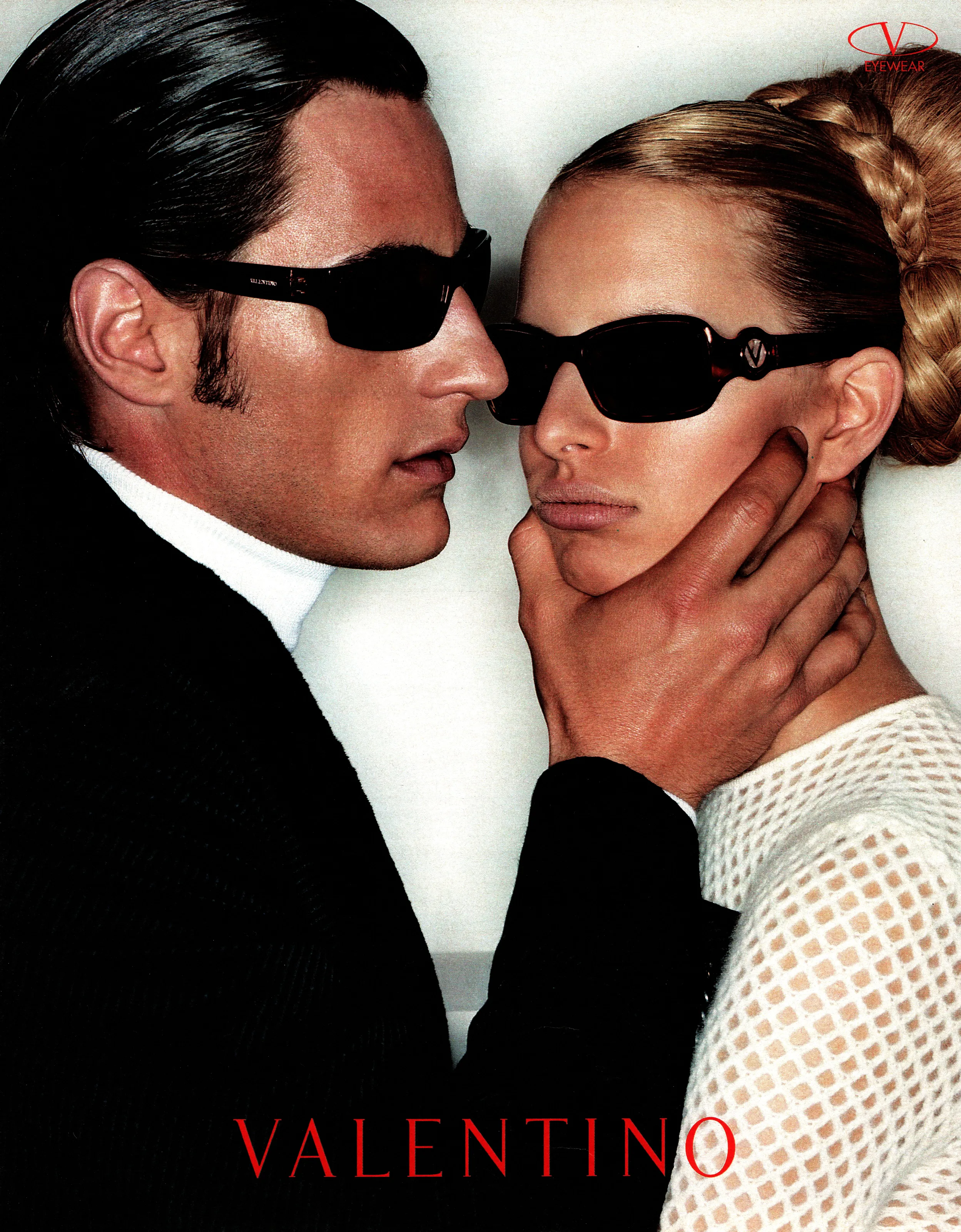 CAMPAIGN: VALENTINO FW 2001