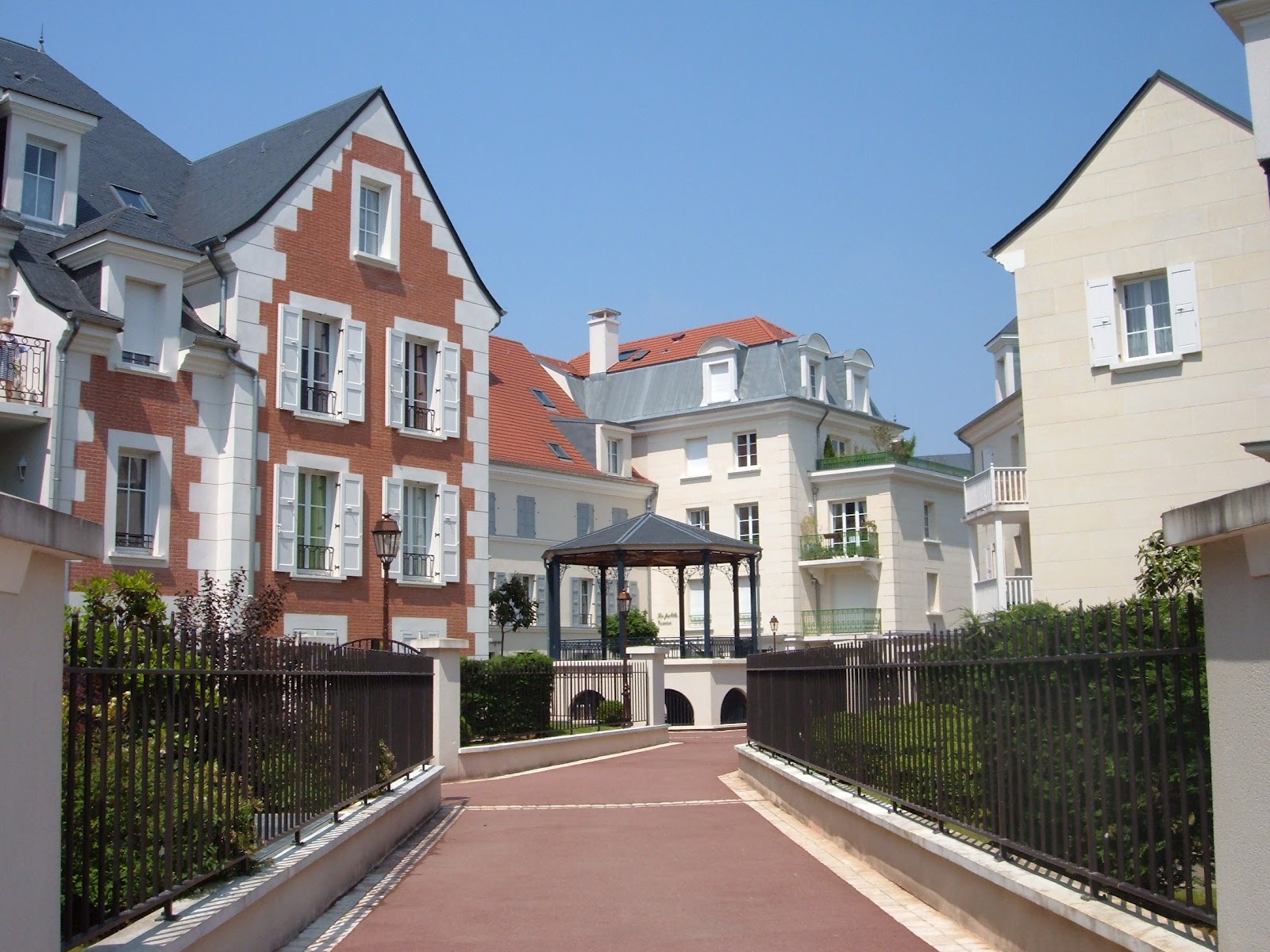 Preservation Institute Blog: Le Plessis-Robinson