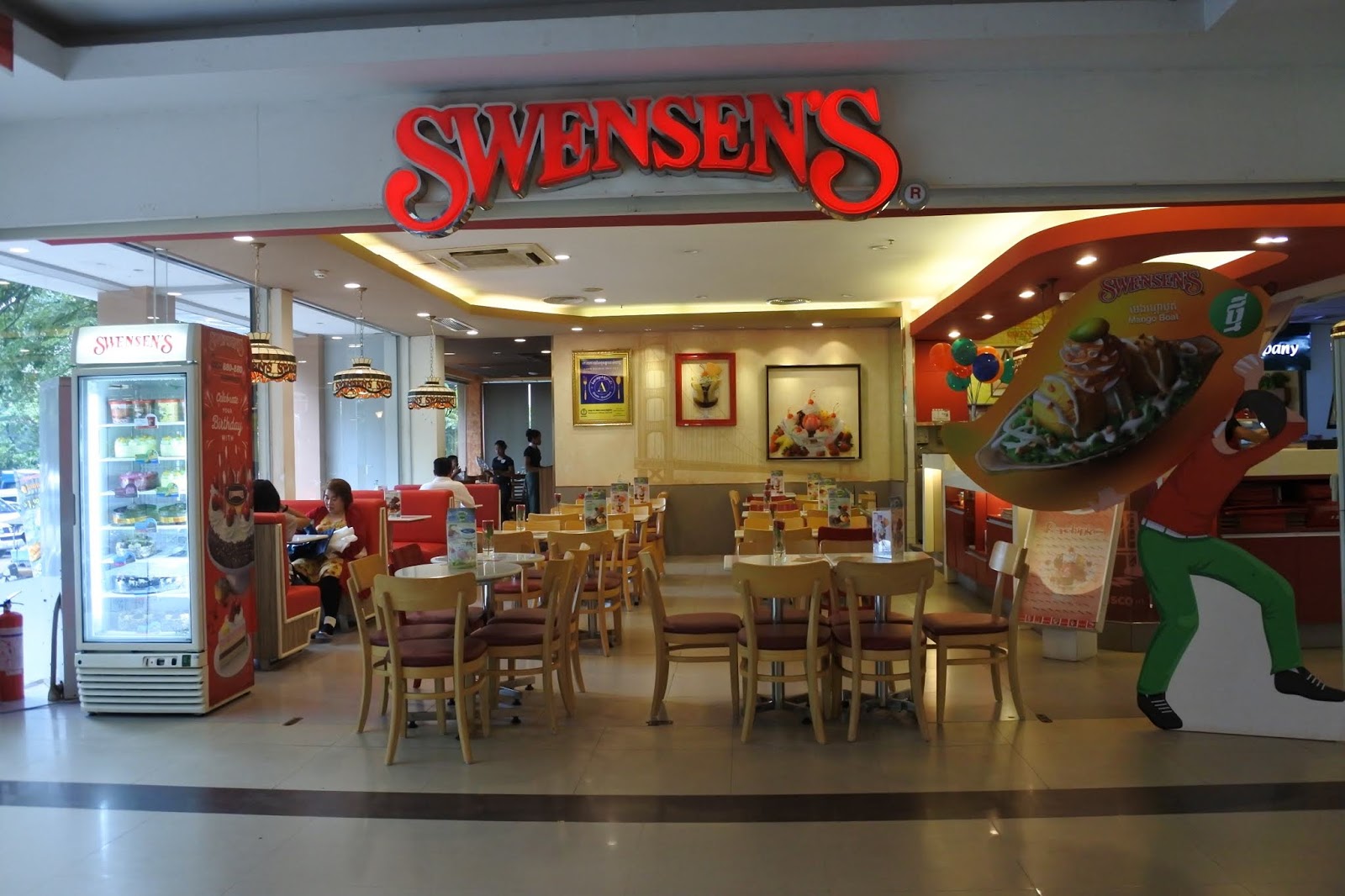 Swensen's Mango Sticky Rice Ice-Cream