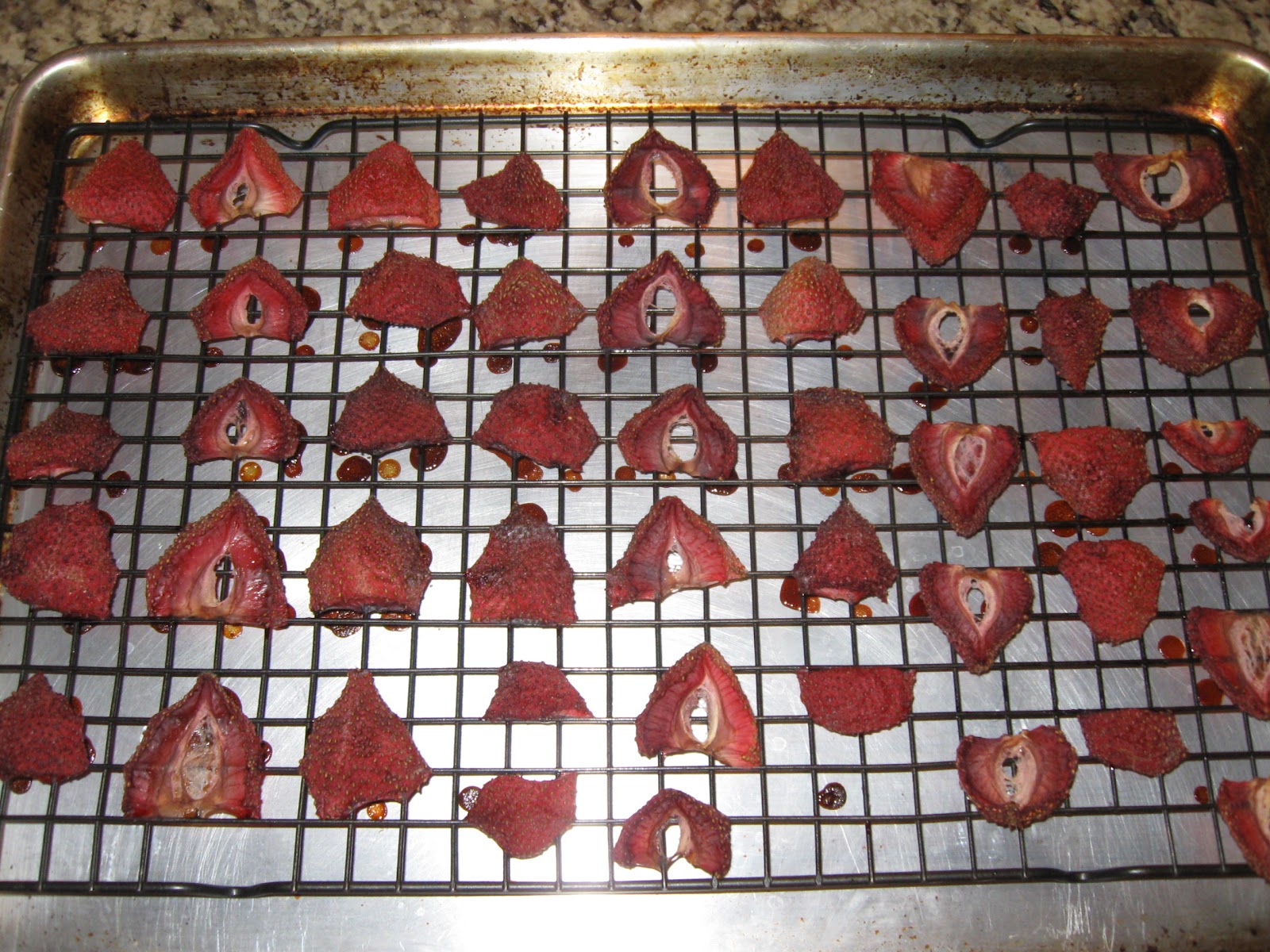 Hylan & Emily's Blog O' Life: Nature's Candy: Oven Dried Strawberries