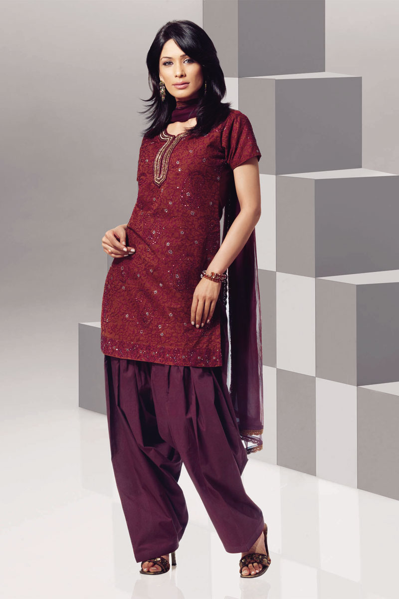 Girls salwar kameez |She Fashions