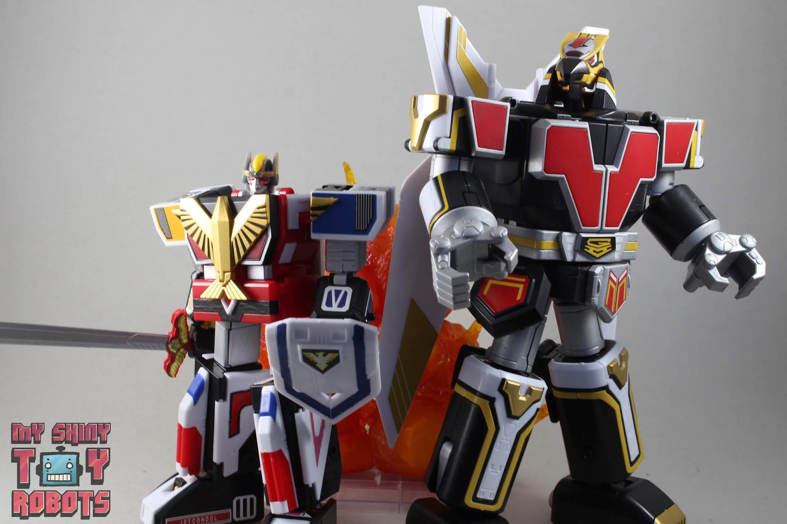 My Shiny Toy Robots: Toybox REVIEW: Super Mini-Pla Jet Garuda