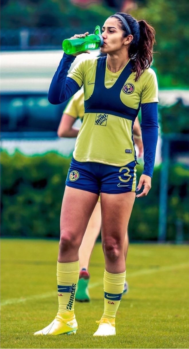 Bellezas Femeninas: Selene Valera: Que mejor que ésta divinidad del ...