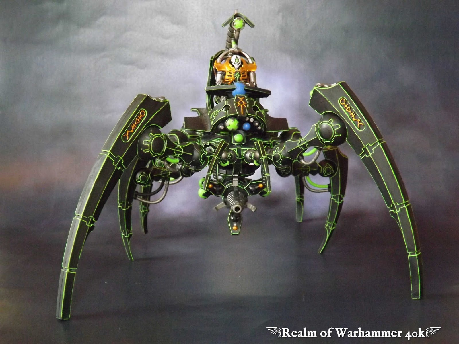 Bespoke Gamer: Necrons: Triarch Stalker