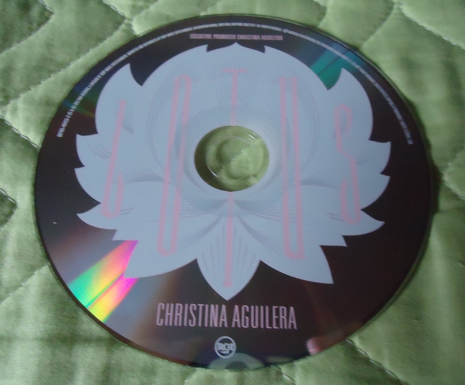 CD: Christina Aguilera - Lotus (Deluxe Edition) [US] - My Collection
