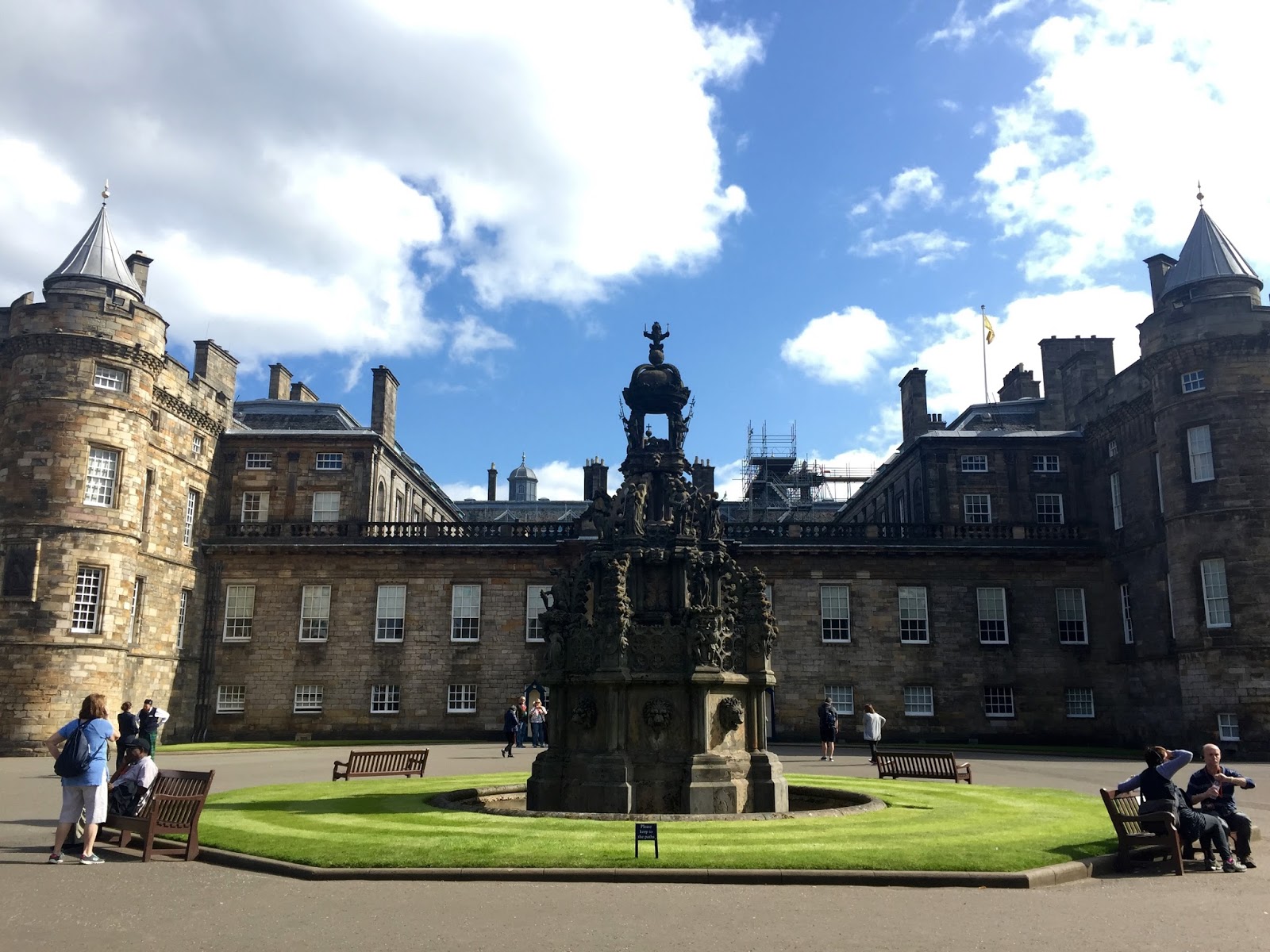 Little Girl, Bigger World: An Afternoon at Holyrood Palace, Edinburgh