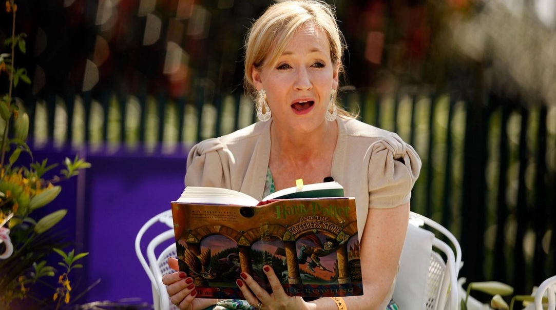 THE GRANDMA'S LOGBOOK ---: J.K. ROWLING & ROBERT GALBRAITH, WRITE TO ...