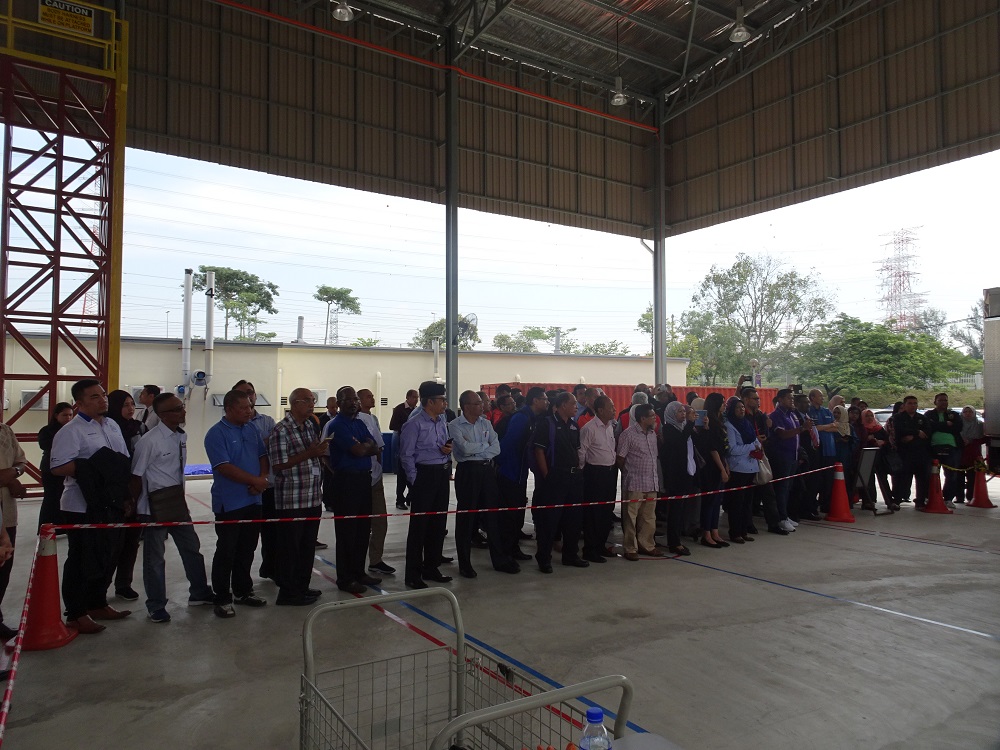 UNI MALAYSIA LABOUR CENTRE: UNI MLC Solidarity Visit to NIOSH and UNI ...