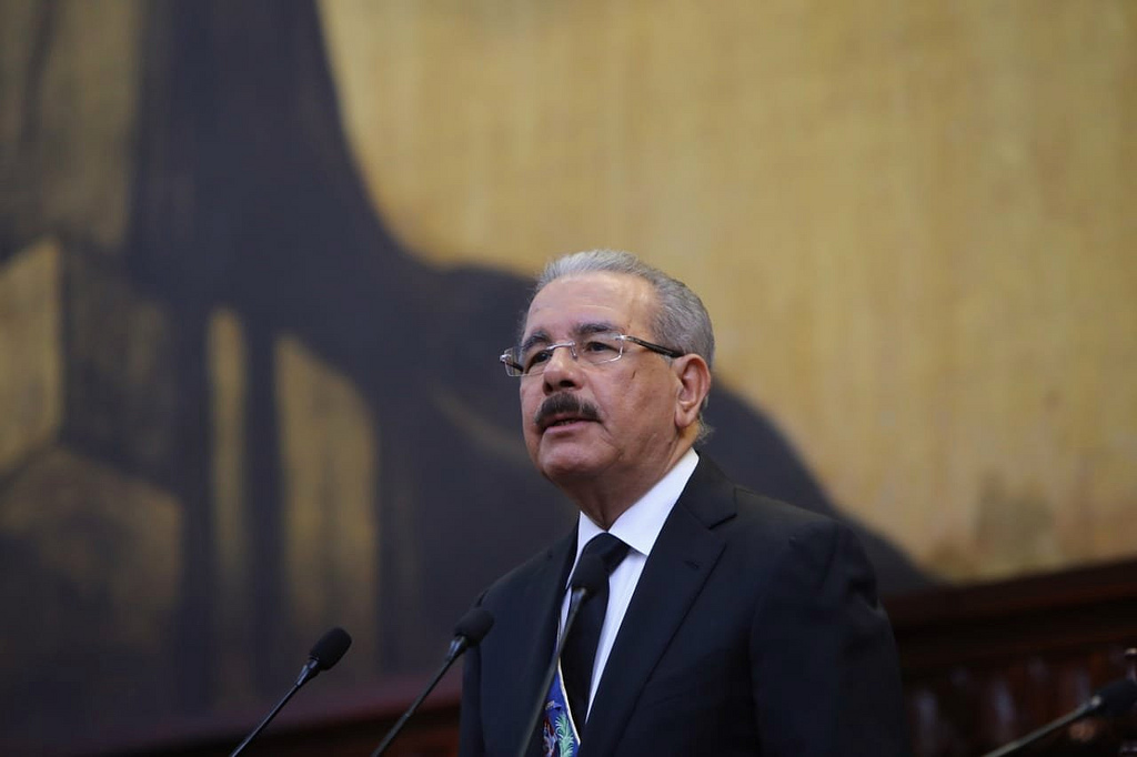 Danilo Medina: “Con República Digital, nuestro país está mejor ...