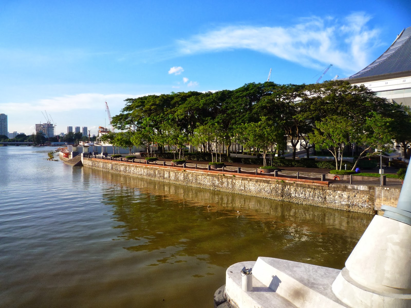 The Garden of Forking Paths: Kallang River