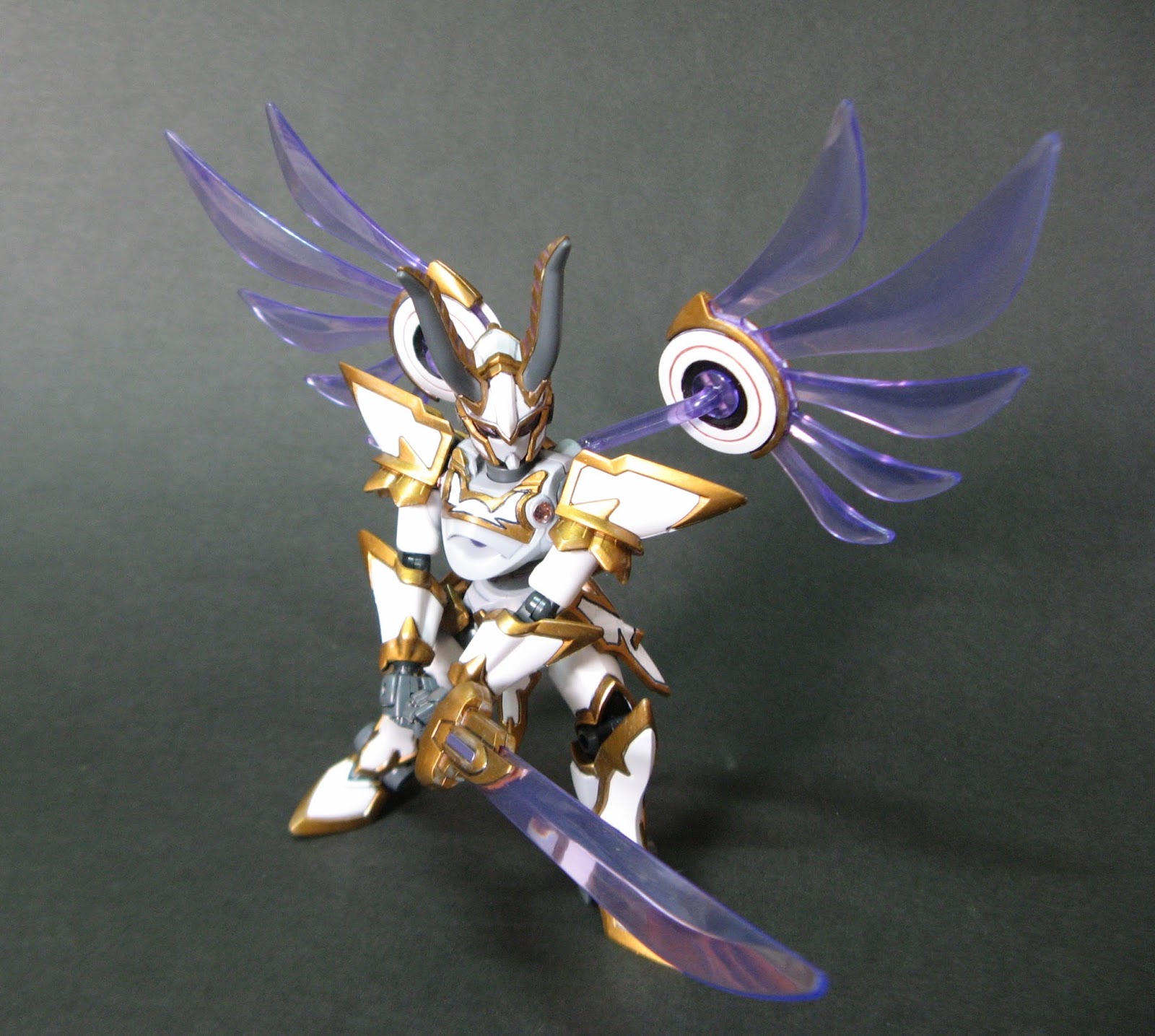 "Dan-Ball Senki "紙箱戰機 LBX 1 : 1 LUCIFER路西法