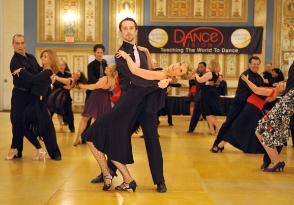 Learning The Basic Salsa Dance Steps? ~ Salsa Circuit latin news| salsa ...