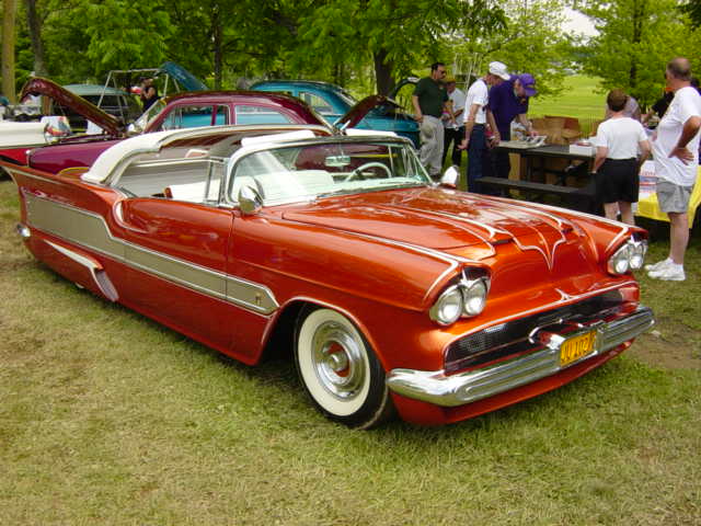 Rockabilly garage: Chevy 1955 Aztec - Sam & George Barris